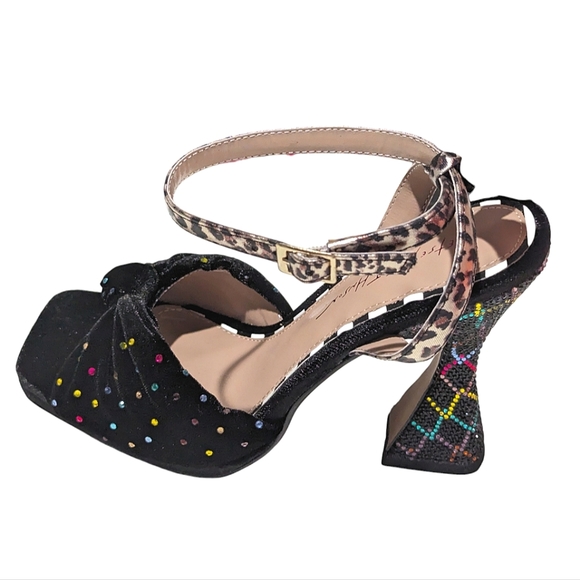 Betsey Johnson | Shoes | Betsey Johnson Heels Alianna Velvet Rainbow 85 ...